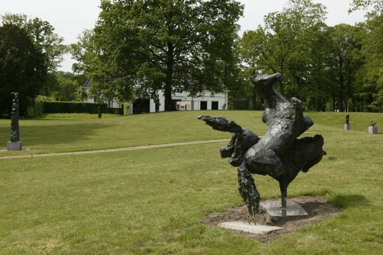 Jits Bakkers beeldenpark - Online Museum de Bilt